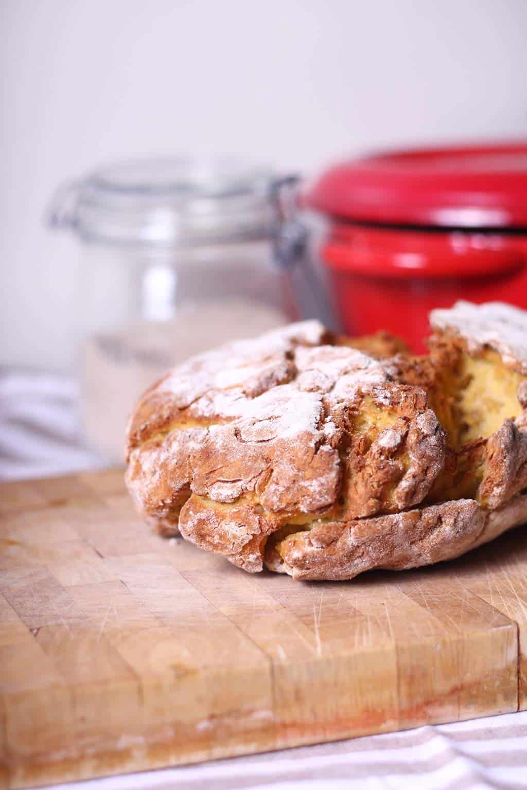 Helles Brot aus dem Topf - glutenfrei l Bakeart
